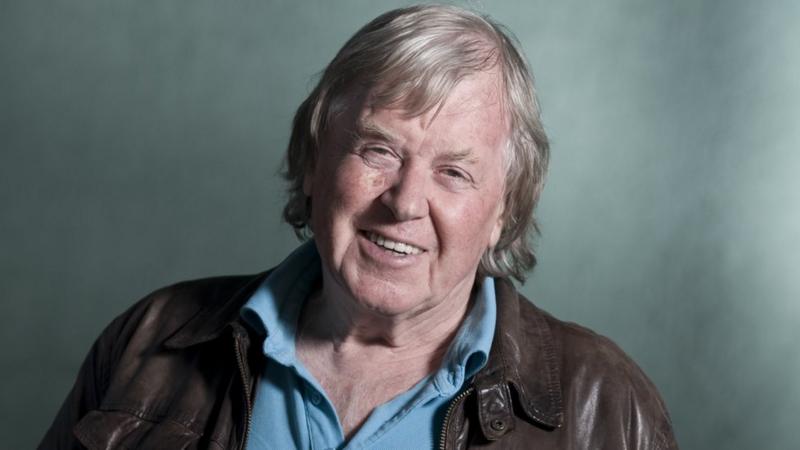 David McKee: Mr Benn and Elmer author dies aged 87 - BBC News