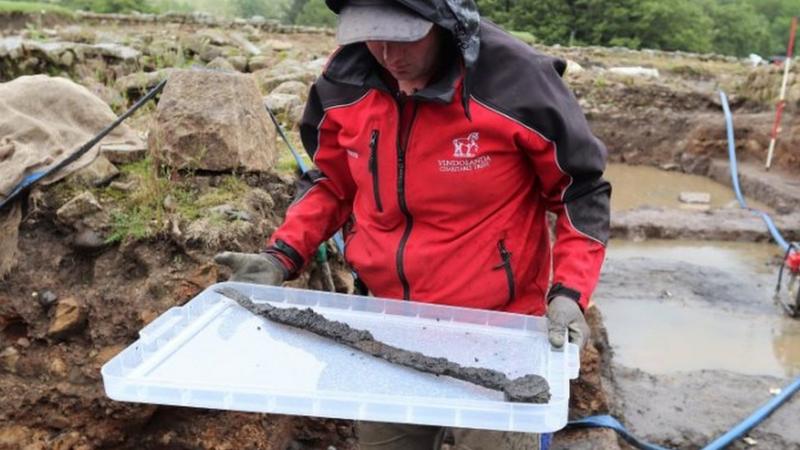 Roman swords and toys found in Hadrian's Wall Vindolanda dig - BBC News