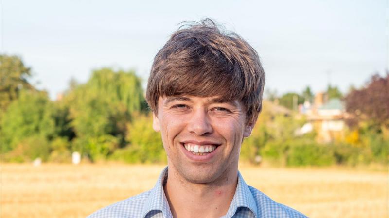 New Labour leader elected to run Cambridge City Council - BBC News