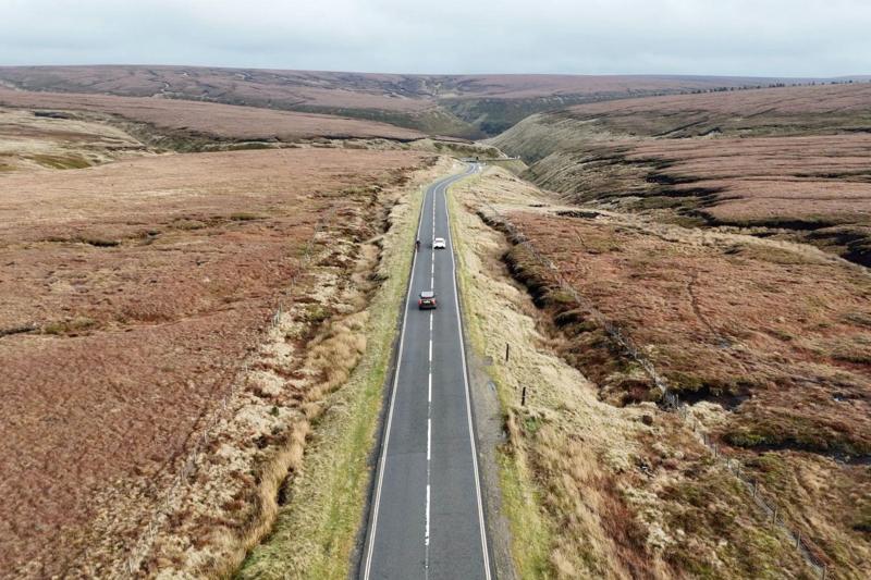 Snake Pass: Could famous driving road close to cars? - BBC News