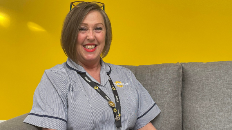 Dougie Mac hospice worker to retire after almost four decades - BBC News