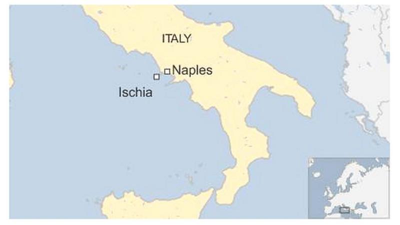 Ischia earthquake: Three brothers freed from rubble - BBC News