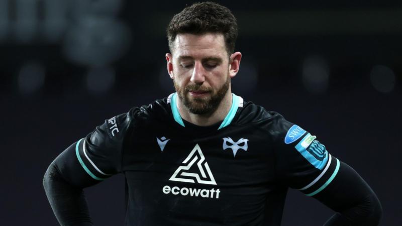 Alex Cuthbert: Wales wing to leave Ospreys at end of season - BBC Sport