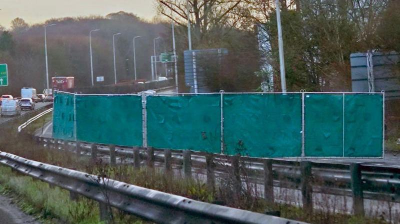 Man dies in serious crash on A27 at Falmer, Sussex Police say - BBC News