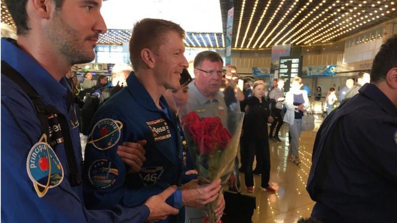 UK astronaut Tim Peake returns to Earth - BBC News