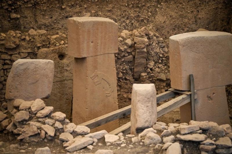 Is this the world's oldest calendar? - BBC Newsround