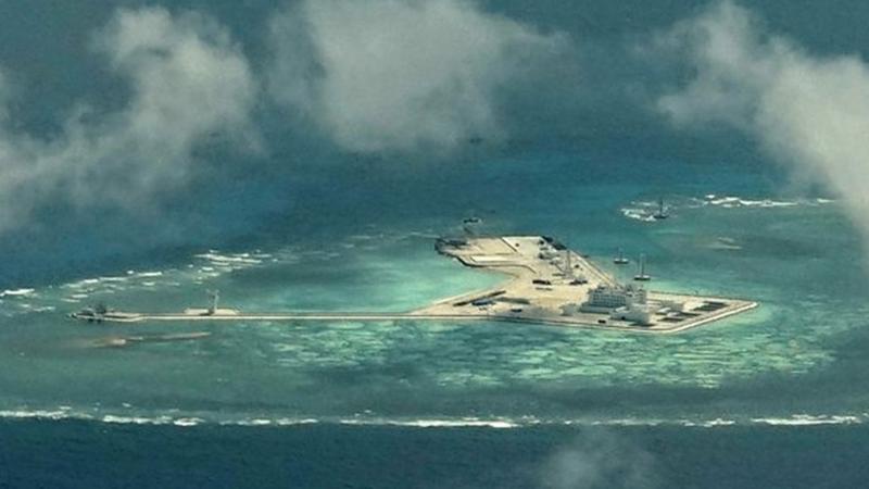 What does disputed Paracel island look like? - BBC News