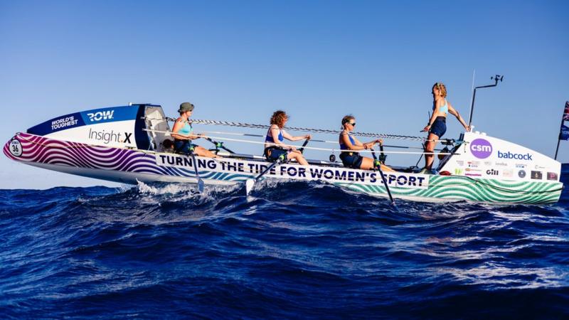 Woman makes Atlantic rowing record attempt - BBC News