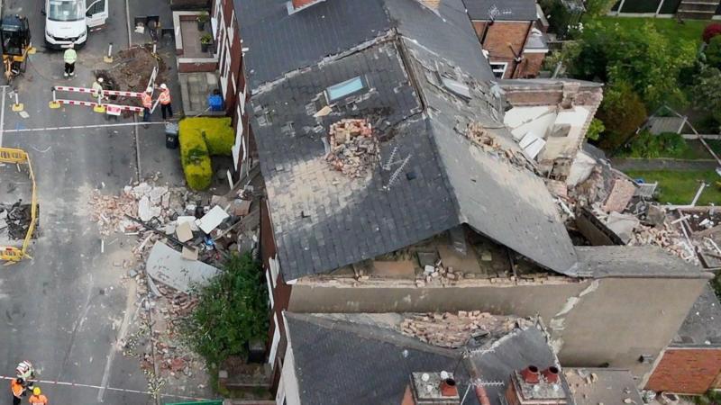 Man pleads guilty to causing Derby house explosion - BBC News