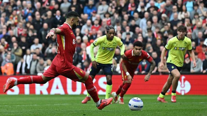 Mo Salah: Fun Facts about the Liverpool and Egypt legend - BBC Newsround