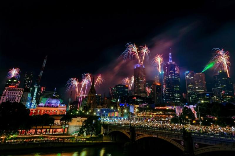 In Pictures: New Year 2025 celebrations from around the world - BBC News