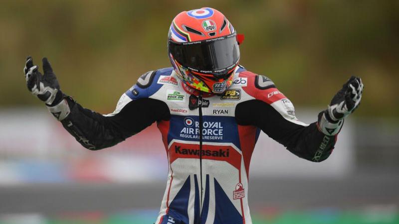 World Superbike debut for former British star Ryan Vickers - BBC News