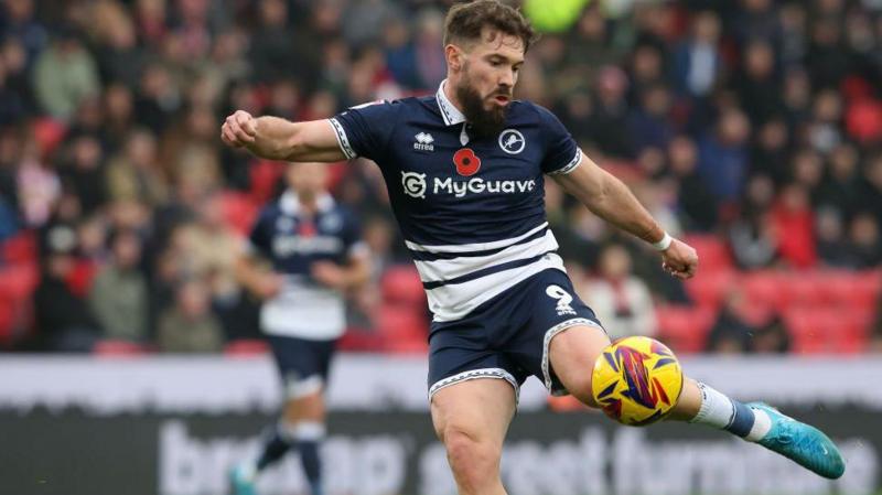 Tom Bradshaw: Ex-Millwall striker's move to Oxford United in best interests of both parties ...