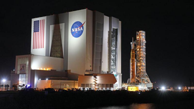 Artemis: Nasa delays its moon missions again - BBC Newsround