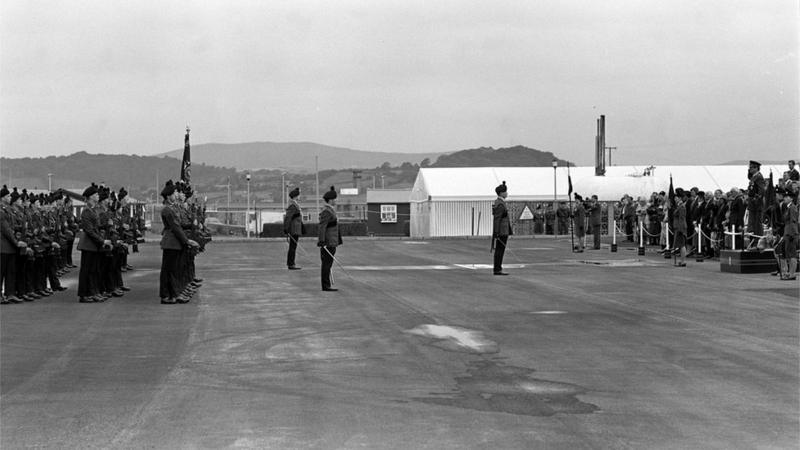 The UDR: What was the Army's Ulster Defence Regiment? - BBC News
