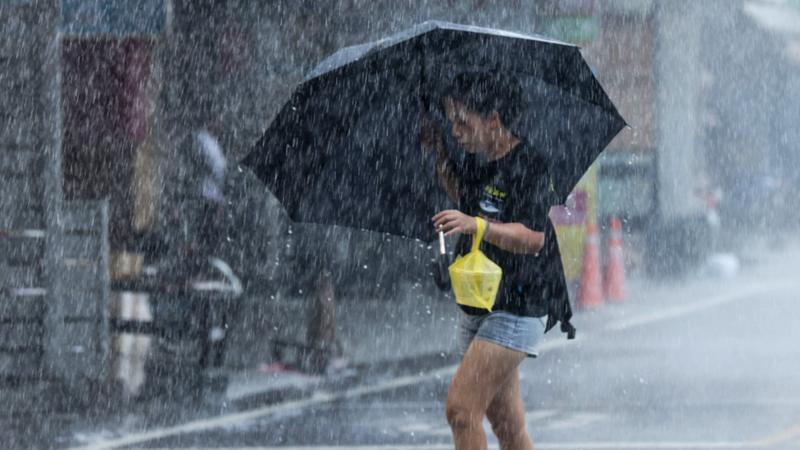 Hong Kong and southern China battle widespread flooding from record ...