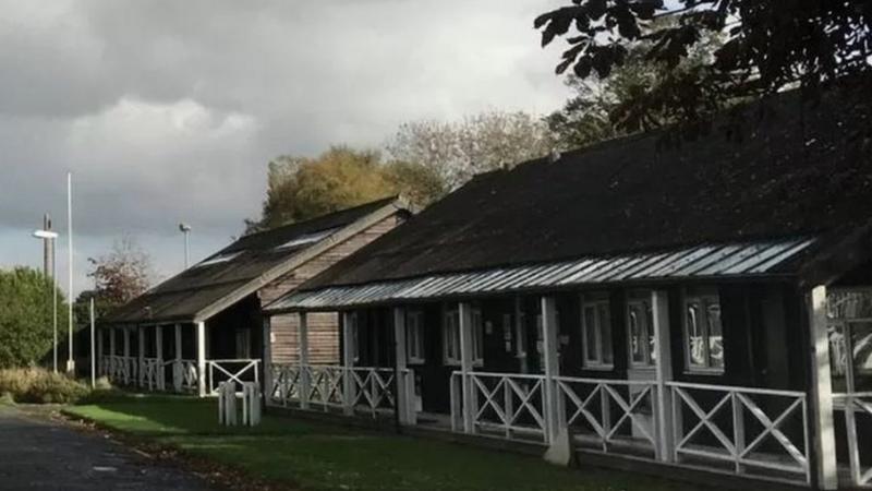 Major 1,300 homes plan moves forward after Ripon Barracks sale - BBC News