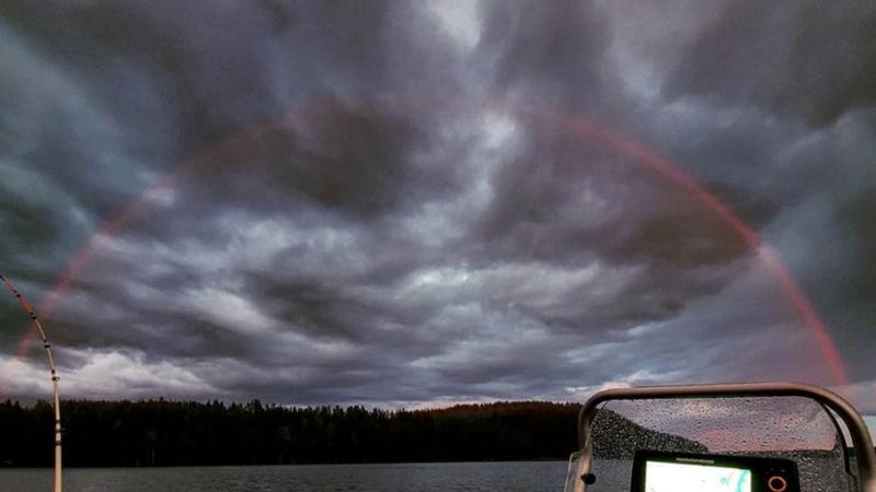 Red rainbows: What are they and how are they caused? - BBC Newsround