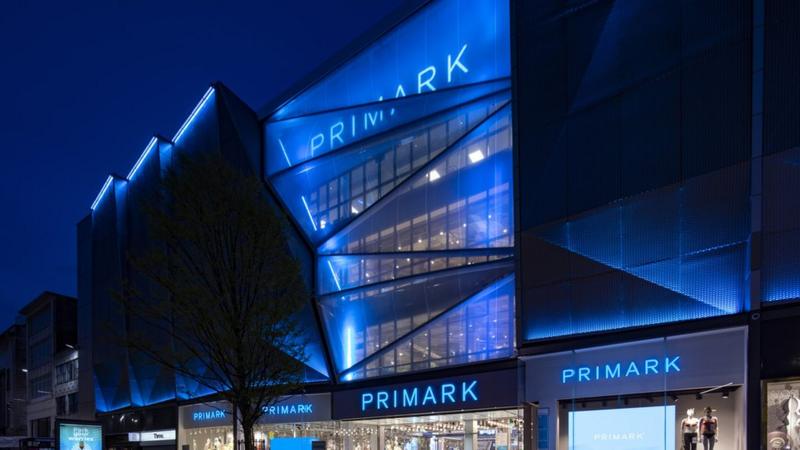 Biggest Primark in the world opens in Birmingham - BBC News