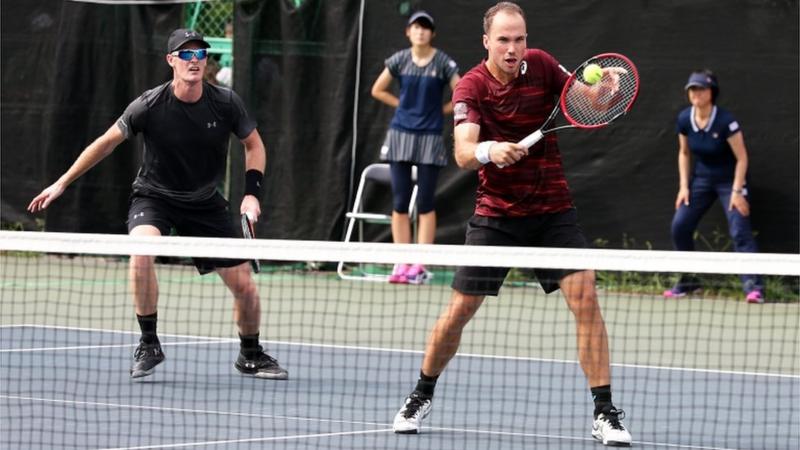Jamie Murray awarded OBE by the Queen - BBC News