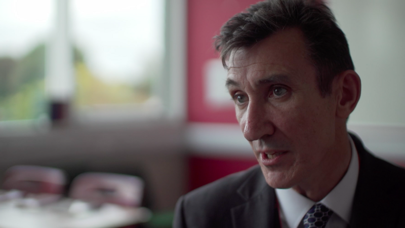 'Hundreds of pupils spend week in school isolation booths' - BBC News