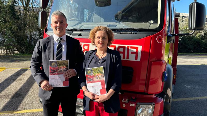 North Yorkshire fire service must 'adapt and invest' - mayor - BBC News