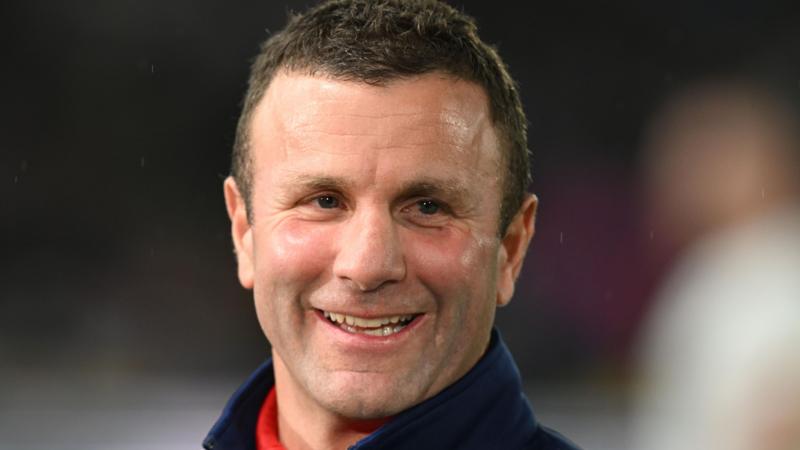 Hull KR coach Willie Peters signs new four-year deal to 2028 - BBC Sport