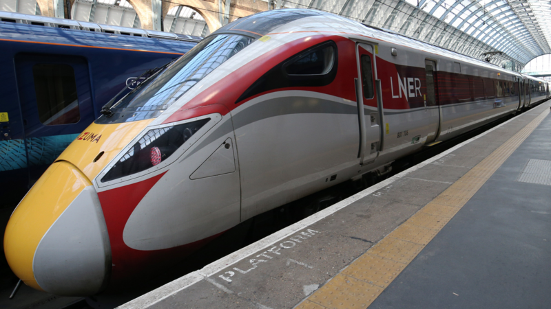 Broken rail causes major train service disruption - BBC News