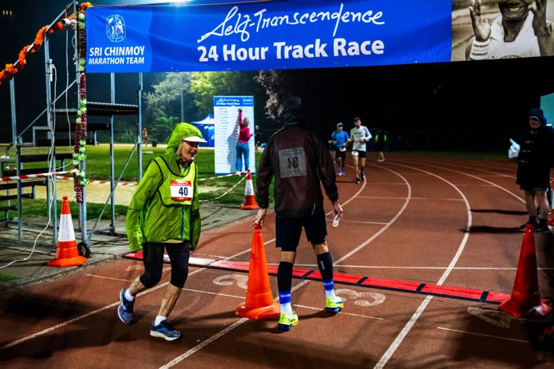Sri Chinmoy 24hr track race: Running around in circles for 24 hours ...
