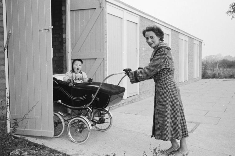 Harlow celebrates its 70th anniversary as a new town - BBC News