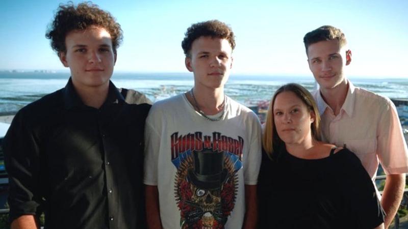 Paedophile Keith Edmonds jailed after confessing on tape - BBC News