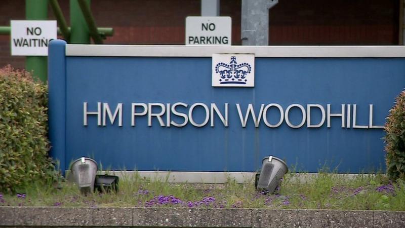 Damning Bedford Prison report reveals 'filthy' conditions - BBC News