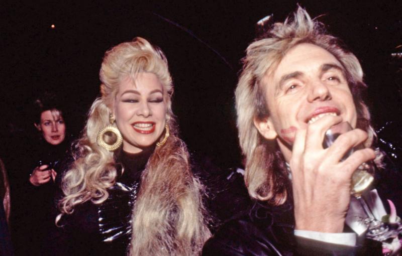 In pictures: Peter Stringfellow 'King of Clubs' - BBC News