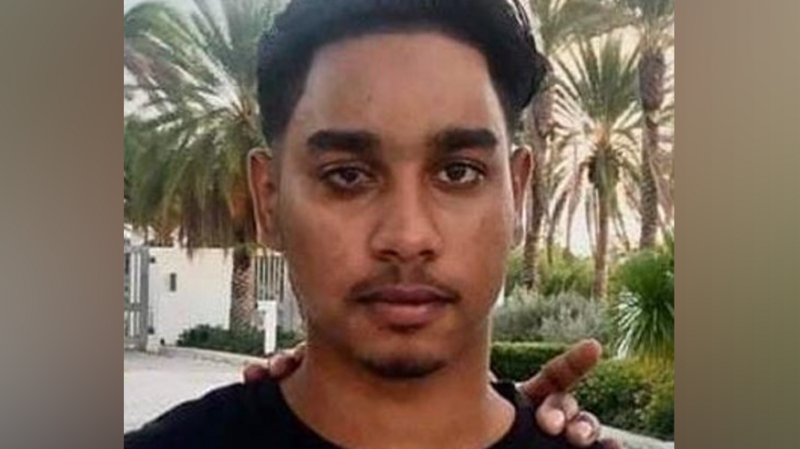 Wolverhampton knife crime: Drawing teens away from gangs - BBC News