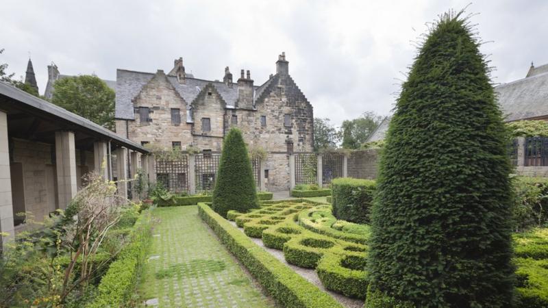 Glasgow's oldest house to undergo £1m restoration - BBC News