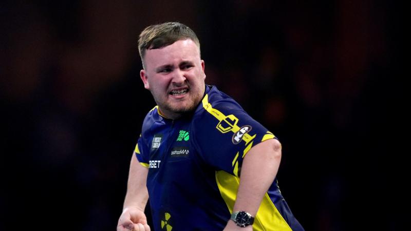 Darts: 'Luke Littler - a breath of fresh air' - BBC News