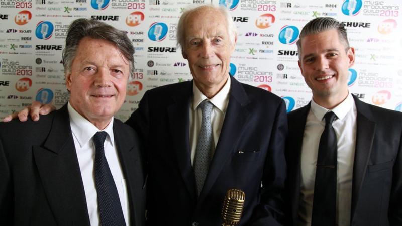 In pictures: The life of Sir George Martin - BBC News