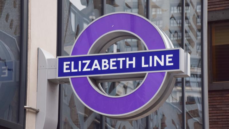 London transport: DLR line extension proposals backed by mayor and MP ...