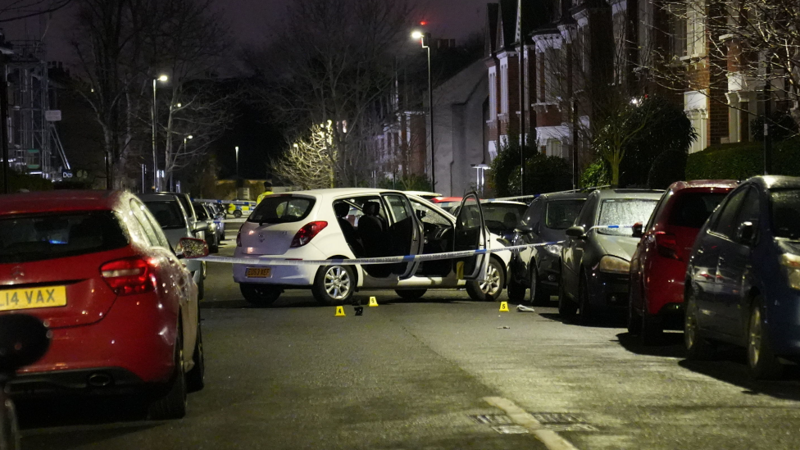 Abdul Shokoor Ezedi: Body found in Thames confirmed as Clapham suspect ...