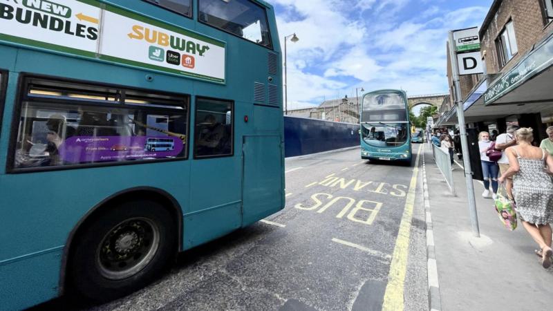 Durham bus services a 'headache' for passengers - BBC News