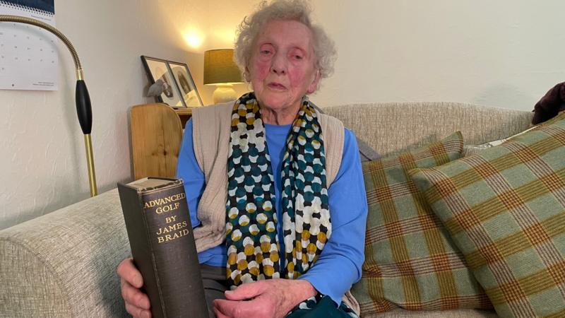 James Braid: One of golf's greatest influences - BBC News