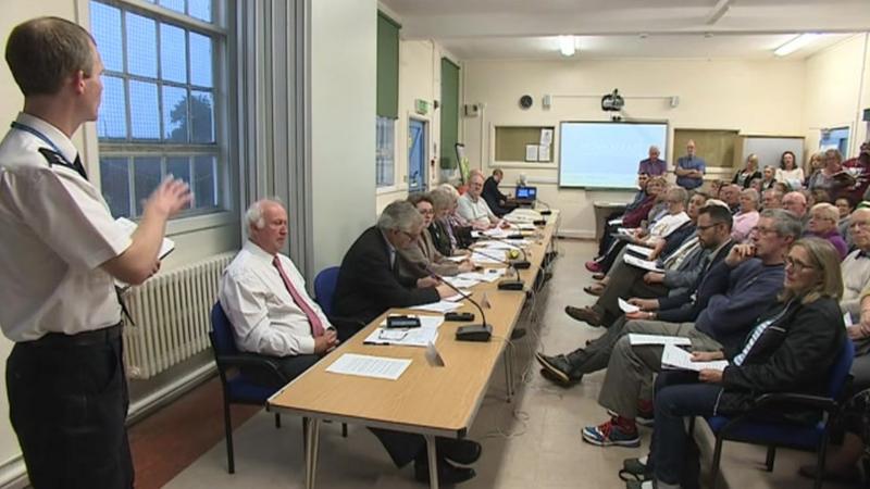 Eight members of Ipswich 'YouTube' drugs gang jailed - BBC News