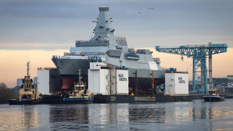 Construction begins at Glasgow 'frigate factory' - BBC News