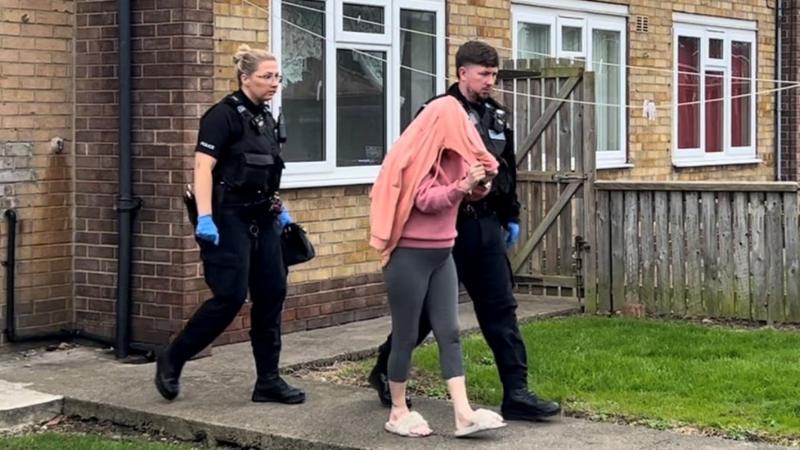 Teesside: 18 people arrested and homes raided in drugs inquiry - BBC News