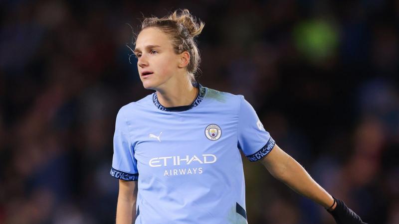 Vivianne Miedema: Manchester City forward ready to return after injury ...