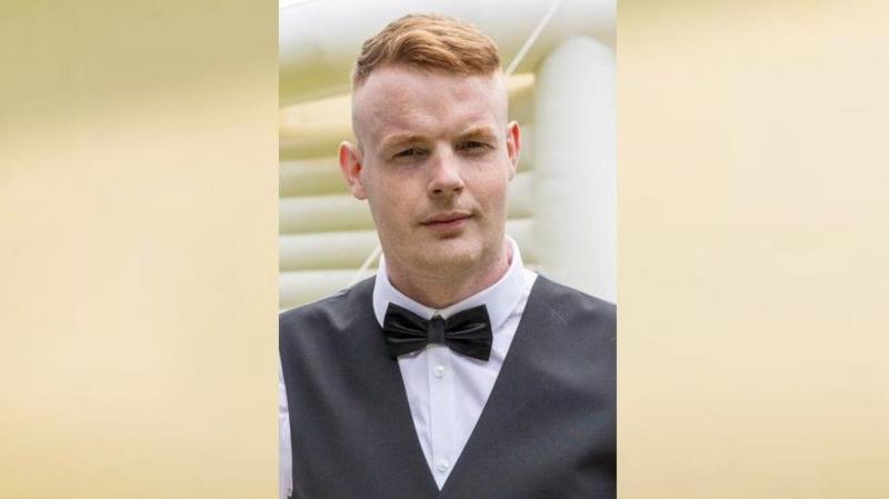 Stockton stabbing victim named as 'doting dad' Lewis Bell - BBC News