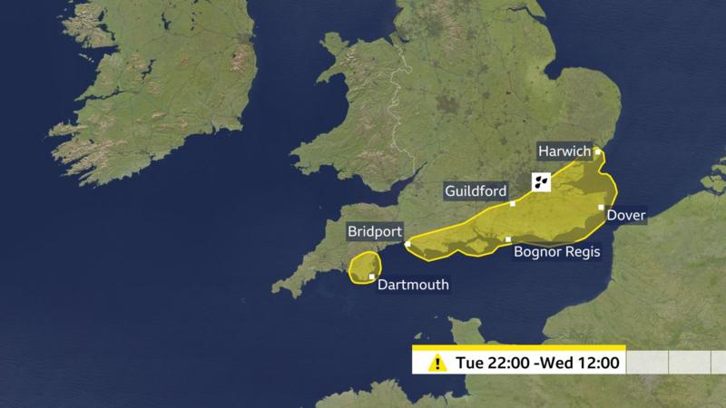 Storm Bert: Fresh weather warnings as clean-up continues - BBC News