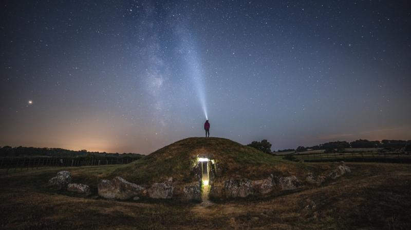 Documenting the dark skies of Wales - BBC Cymru Fyw