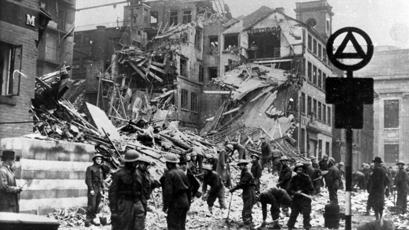 Sheffield Blitz artefacts wanted for expanded exhibition - BBC News