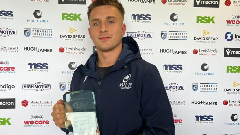 Cameron Winnett: Wales and Cardiff full-back gets young player award ...